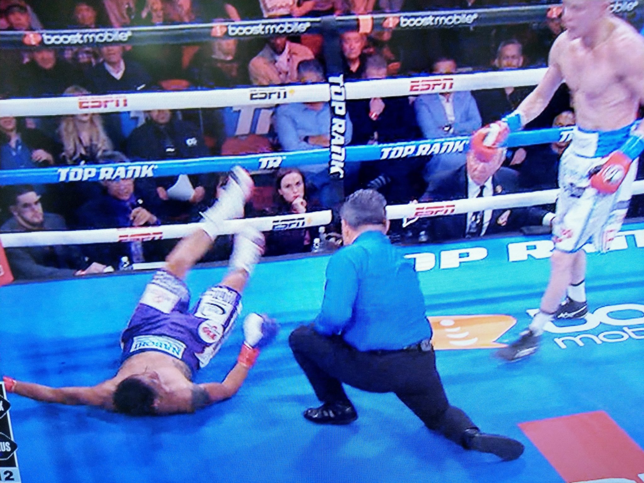 井上、次は俺の番だ！！ムロジョン・アフダマリエフがTKOでWBA暫定S・バンタム級タイトルを獲得 VSリカルド・エスピノサ | わしのボクシングブログ「わしボク」